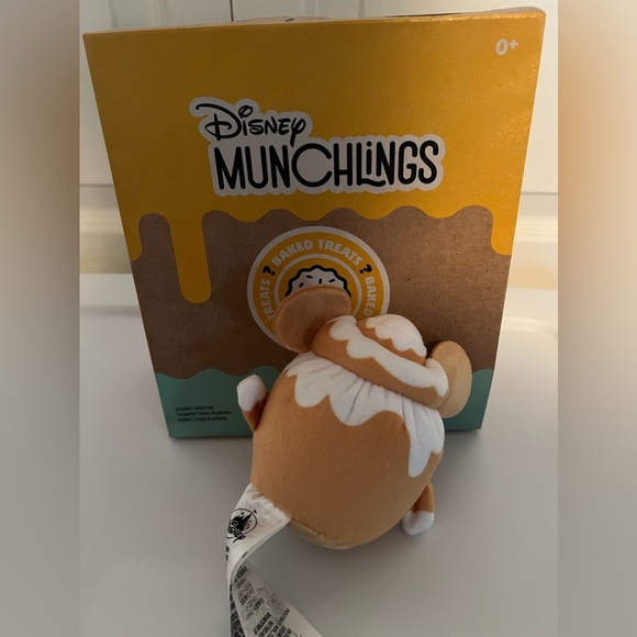 Disney | Toys | New Disneys Mickey Mouse Target Exclusive Munchling ...